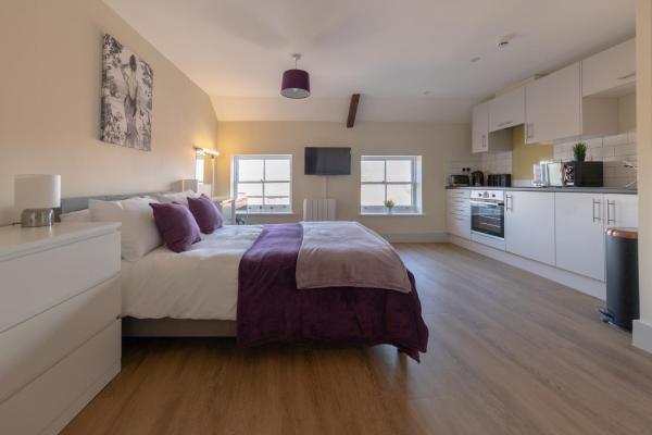 Hereford City Centre - Isabella House, Aparthotel - Modern Apartments In The Heart Of The City - Hosted By Rentmyhouse - Hereford