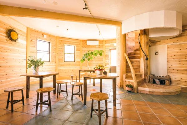 Femaledorm In New Wooden House 1 Min To Iseshi Sta - Ise