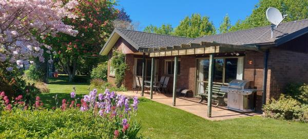 Dewdrop Cottage - Hastings
