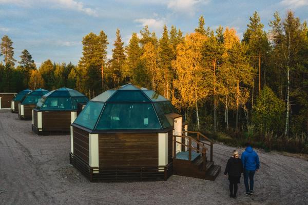 Arctic Snowhotel & Glass Igloos - Rovaniemi