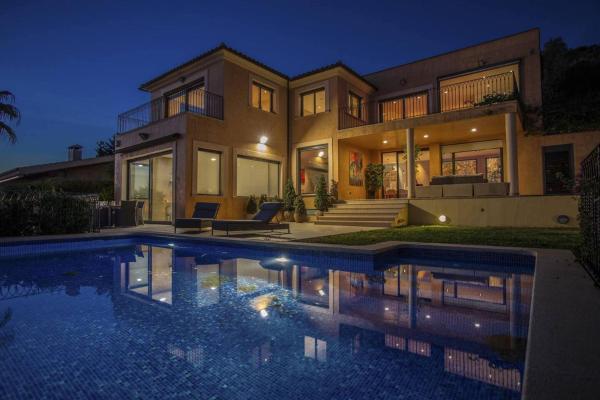 Ca Na Bruixa,con Piscina Y Vista Al Mar - Alcúdia