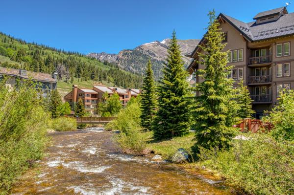Summit House East - Summit County, CO