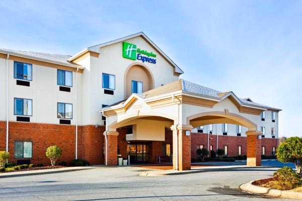 Holiday Inn Express Forest City By Ihg - United States