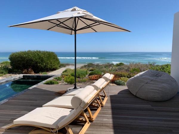 9 On The Beach - Saint Helena Bay
