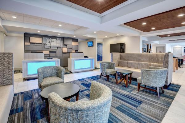 Holiday Inn Express Woodbridge By Ihg - New Jersey