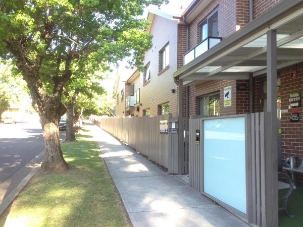 Strathfield Executive Serviced Apartment - Sydney