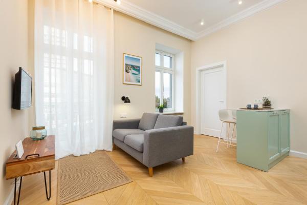Apartments Warsaw Targowa By Noclegi Renters - Warsaw