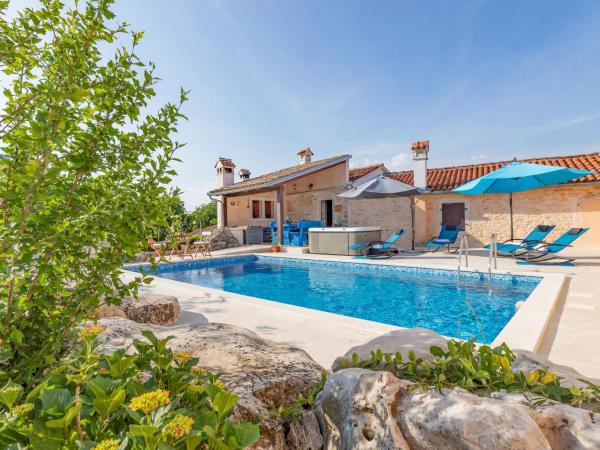 Apartment Botra Maria By Interhome - Istrië