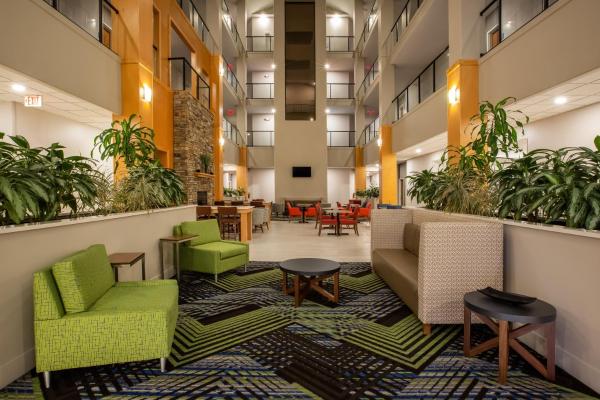 Holiday Inn Express & Suites Atlanta Southwest-fairburn - Union City, GA