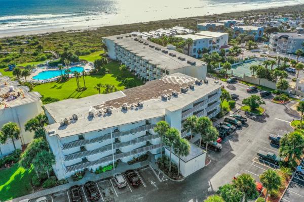 Colony Reef Condos - Crescent Beach, FL