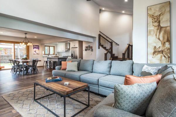 Summit Haven Home Hot Tub Stylish New Remodel - Breckenridge, CO