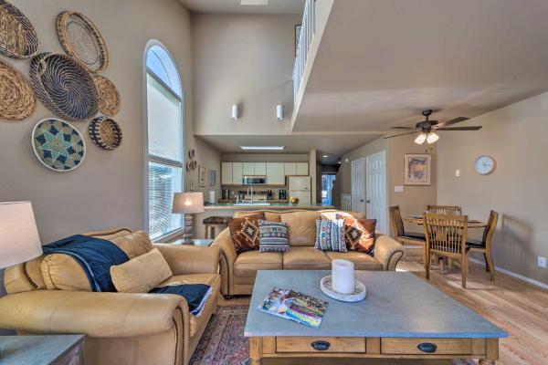 Cloudcroft Townhome With Deck - 1 Mi To Burro Ave! - Cloudcroft, NM