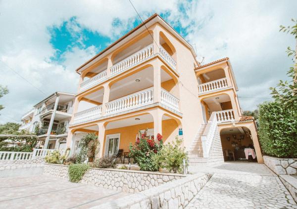 An Inviting Adriatic Sea View Apartment - Krk