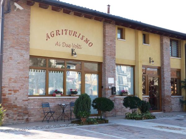 Agriturismo Ai Due Volti - Verona