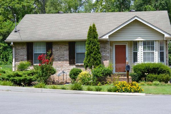 Lively East Nashville Pad Walk To Bars And Eateries - Tennessee