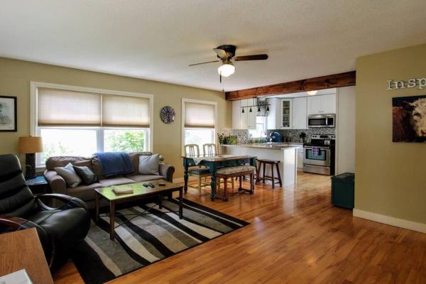 ☆Oakley's Oasis: A Dharma Dwellings Designed Home☆ - Minnesota