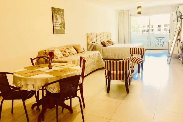 Amplio Y Luminoso En Recoleta Facultad De Medicina - Buenos Aires