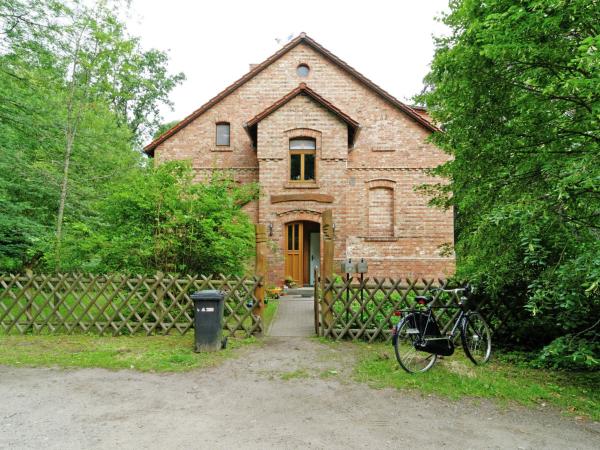 Apartment With Garden In Fürstenwalde - Grünheide (Mark)