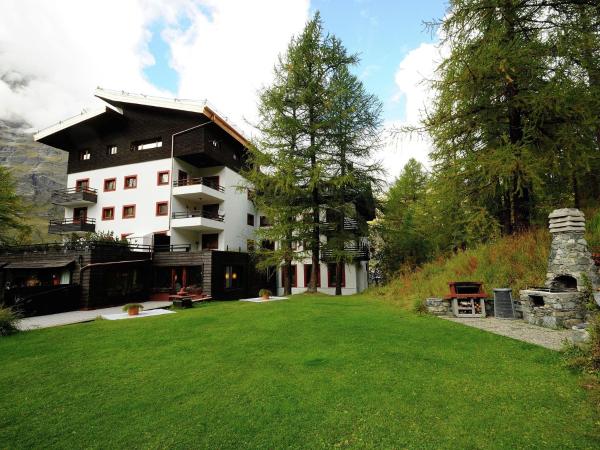 Apartment In Aosta Valley Near Ski Lift - Valtournenche