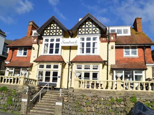 The Sandrock Lynton - Lynton