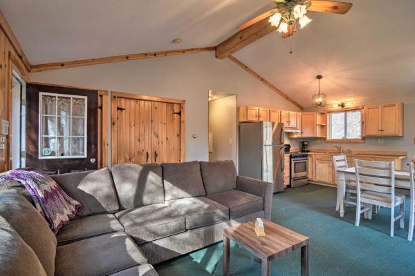 Orv, Snowmobiling And Hunting Cabin On Groomed Trail - Michigan