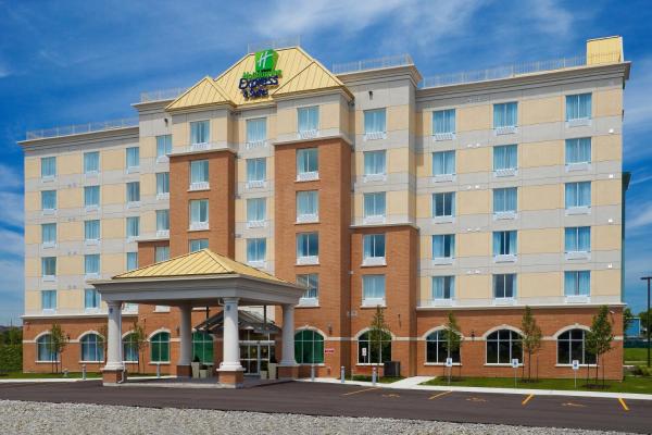Holiday Inn Express Hotel & Suites Clarington - Bowmanville By Ihg - Bowmanville