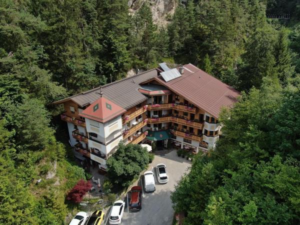 Hotel Gasthof Felsenkeller - Walchsee