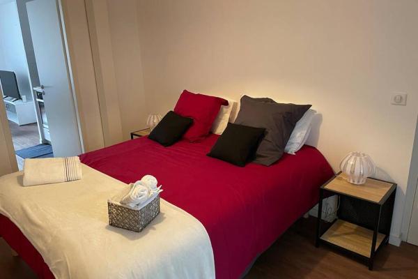 T1 Bis 35 M2 Lit Queen Size Tout éQuipé - Lons