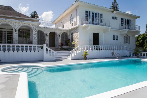 Hatfield South Villa - Montego Bay