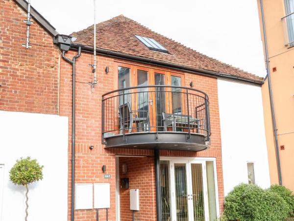 4 Holt Court - Wiltshire