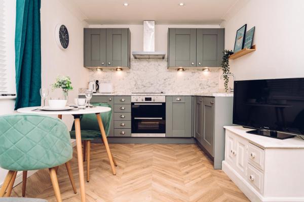 Caroline Court - 1 Bedroom Apartment - Colchester