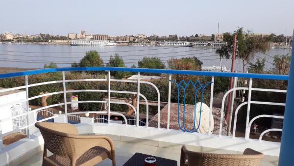Hofni Palace Nile Niew - Luxor