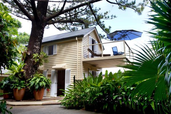 Understated Elegant Cottage In Port Douglas - Port Douglas