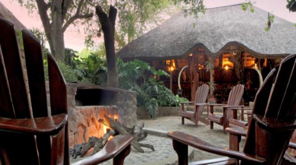 Valamanzi Lodge In Nyati Wilderness - Vaalwater