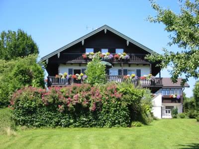 Ferienwohnungen Elbrächter - Gstadt am Chiemsee