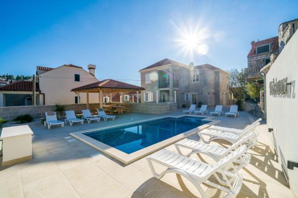 Residence & Pool Villa Schwarz Suites - Cavtat