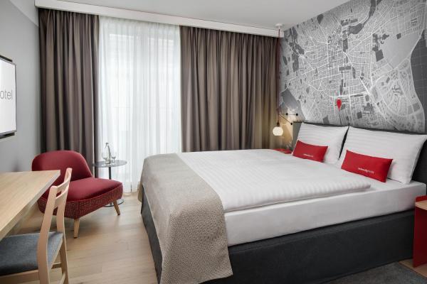 Intercityhotel Wiesbaden - Eltville