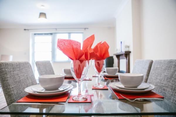 Millfields 3 Bedroom House Near City Centre With Private Parking - Plymouth