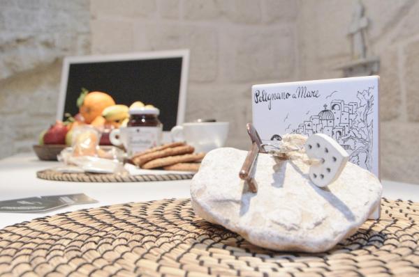 Old Tuff Apartments - Polignano a Mare