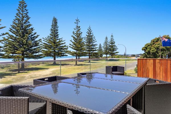 Ohope Beachside Retreat - Ohope Holiday Home - Ōhope