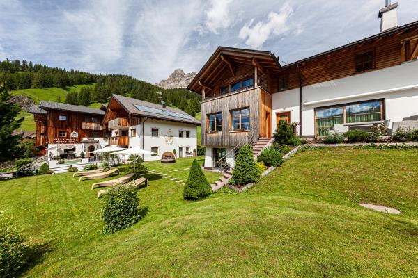 Frara Residence Apartments - Alta Badia