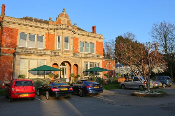 Millfields Hotel - Cleethorpes
