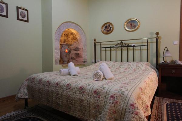 Polyxenia Hotel - Нафплион