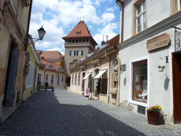 Hősök Tornya Apartman - Kőszeg