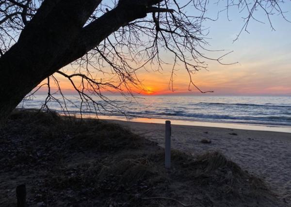 The Gatehouse On Orchard Beach - LaPorte County, IN