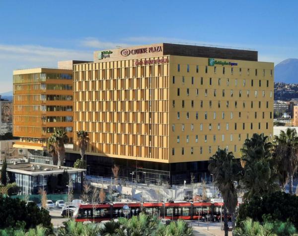 Holiday Inn Express - Nice - Grand Arenas By Ihg - Villeneuve-Loubet