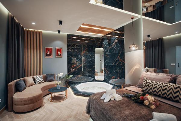 Monza Mirror Apartment - Kikinda