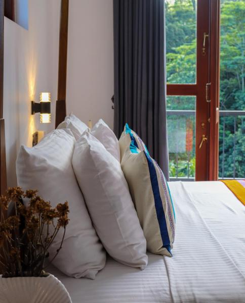 Hanthana House - Sri Lanka