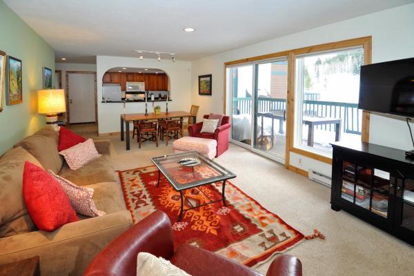 Cute 2 Bedroom East Vail Condo #1202 With Shuttle - Vail, CO