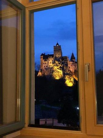 Conacul Törzburg - Peștera